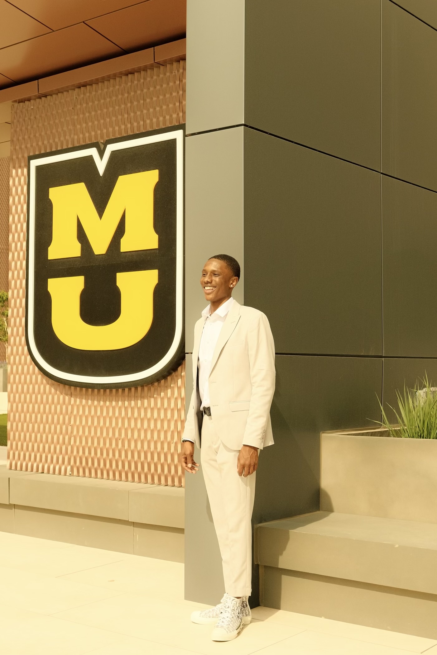 About – Ray Armstead Jr.